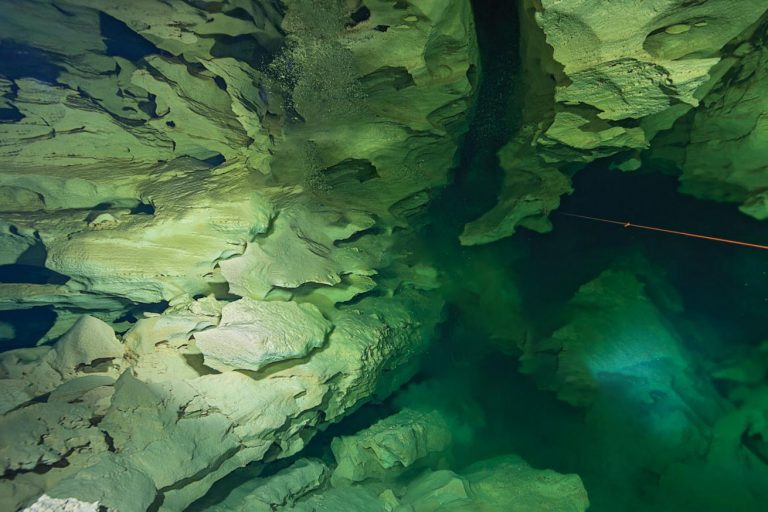 Cave diver poginuo u Tank Caveu - SCUBAlife